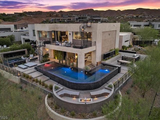 House with pool and terrace