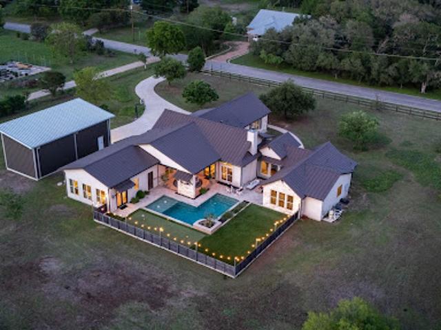 House with pool and terrace