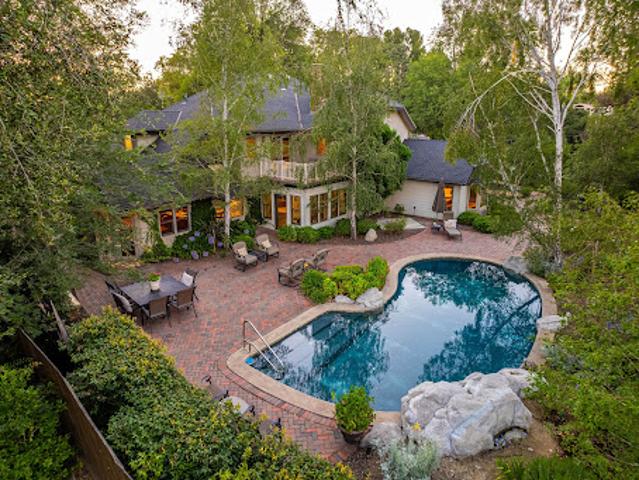 House with pool and terrace