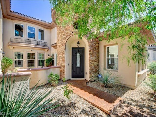 House with pool and terrace