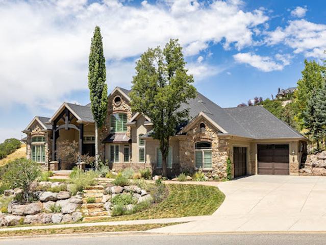 House with pool and terrace
