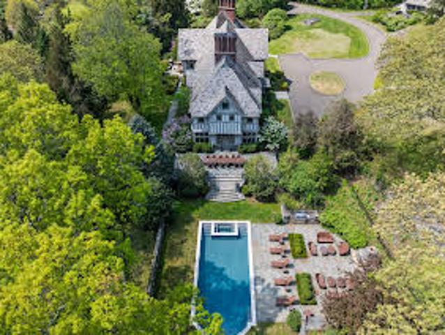 House with Pool and Terrace