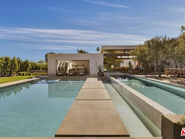 House with pool and terrace