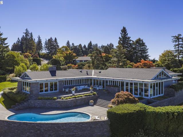 House with pool and terrace
