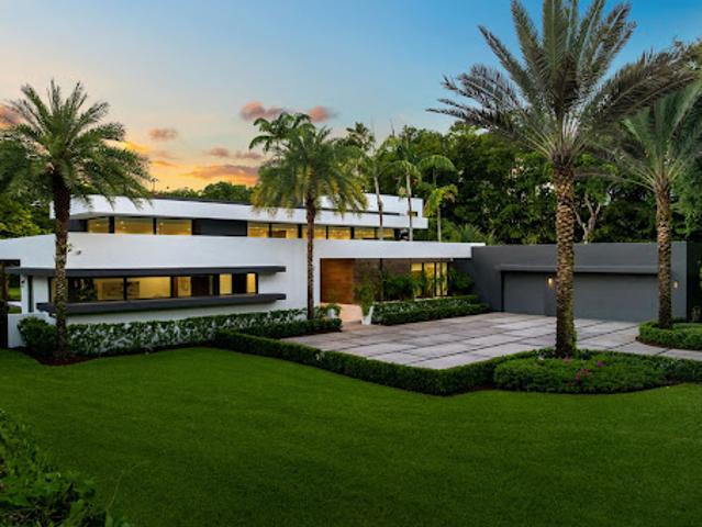 House with pool and terrace