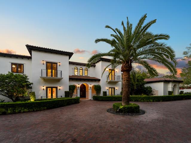 House with pool and terrace