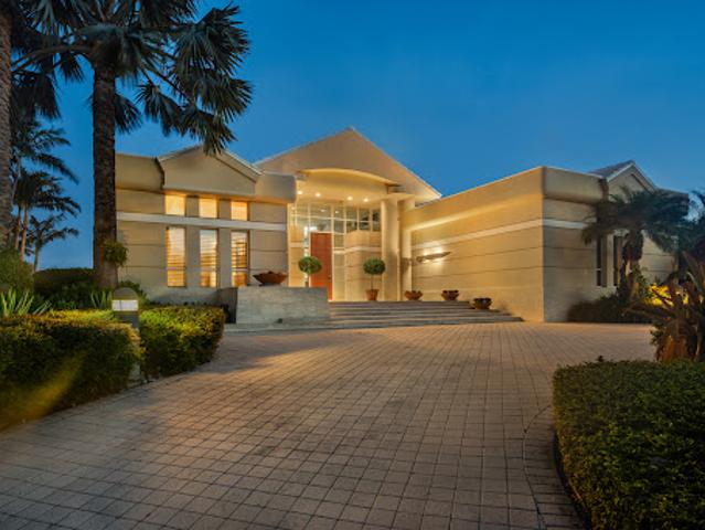 House with pool and terrace