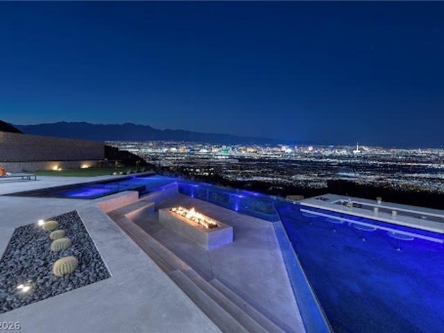 House with pool and terrace