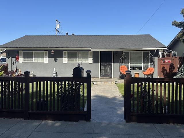 House with terrace