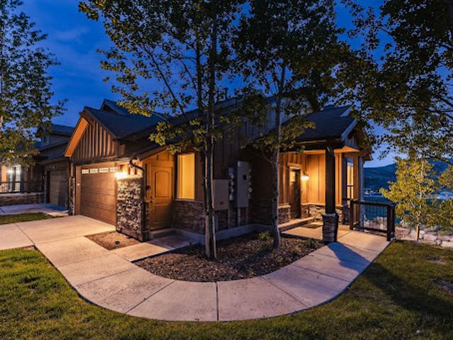 House with terrace