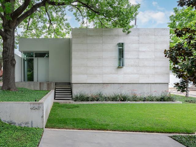 House with terrace