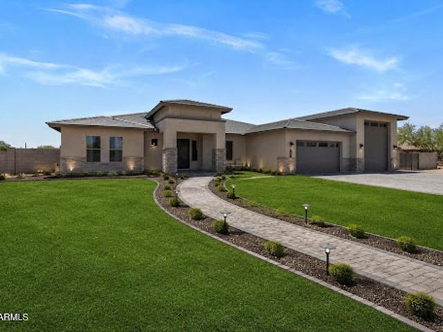 House with terrace