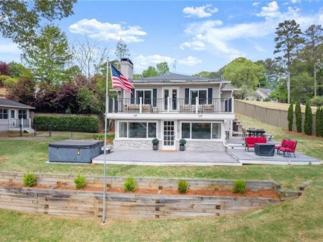 House with terrace