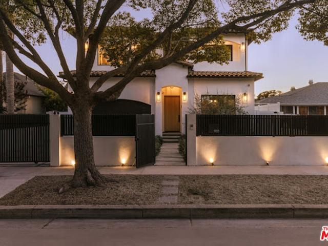 House with terrace