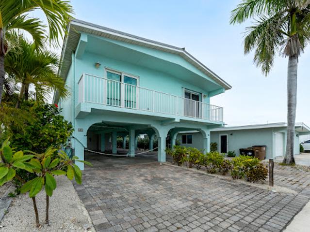 House with terrace