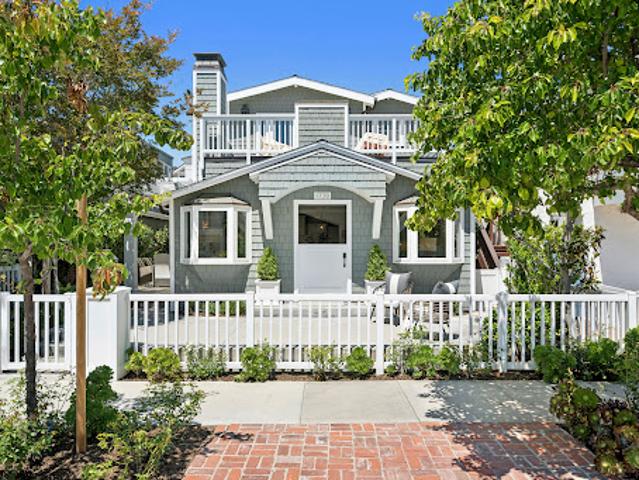 House with terrace