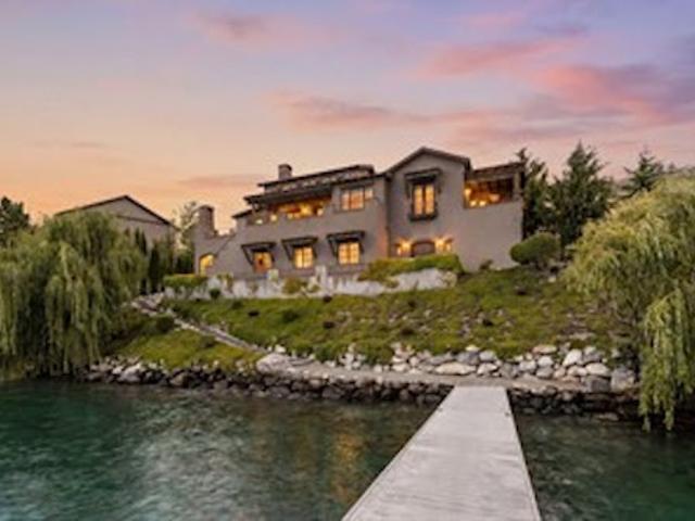 House with terrace