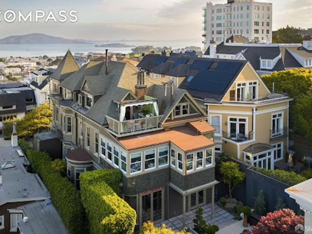 House with terrace