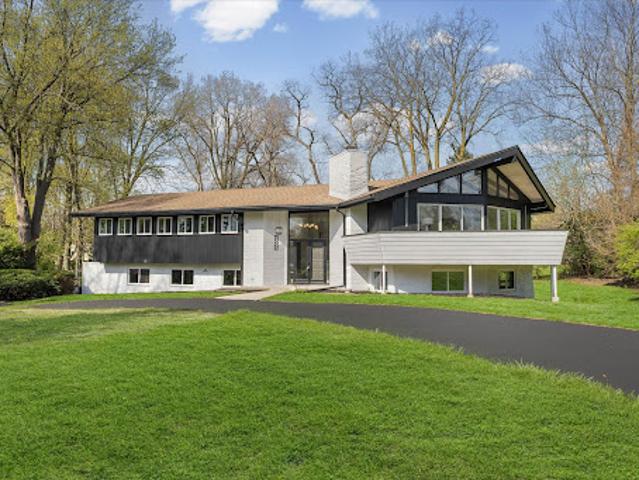 House with terrace