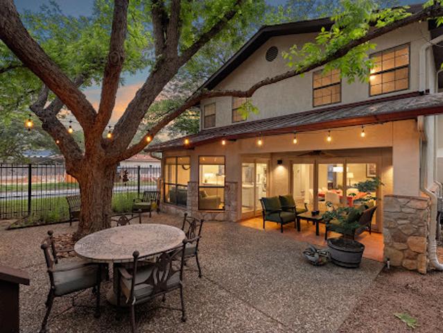 House with terrace