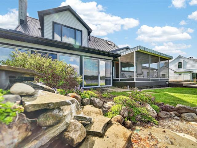 House with terrace