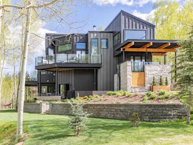 House with terrace