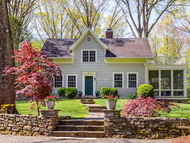 House with terrace