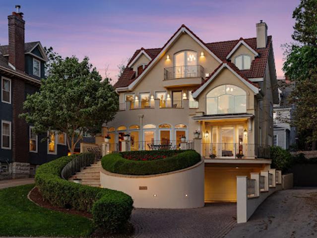 House with terrace
