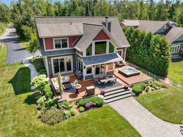 House with terrace