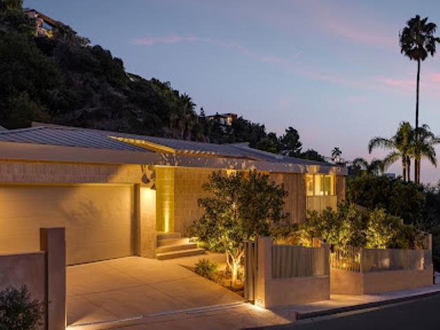 House with terrace