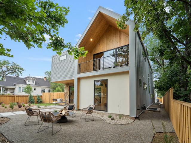 House with terrace