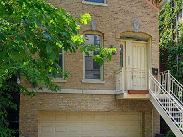 House with terrace