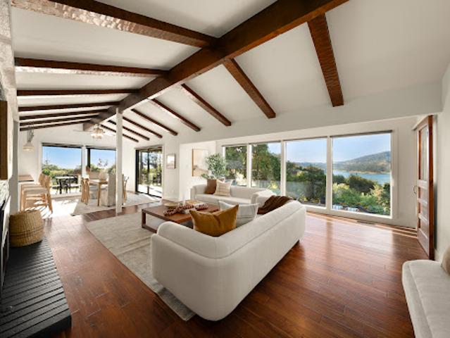 House with terrace