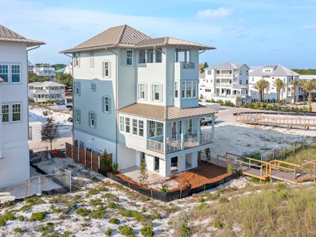 House with terrace