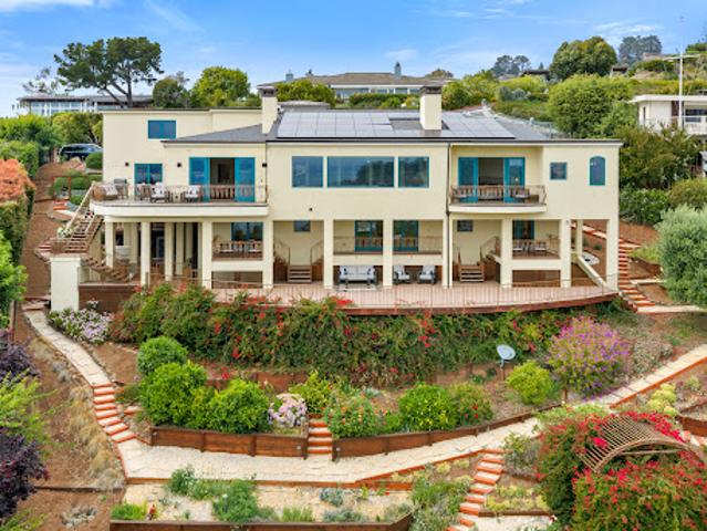 House with terrace