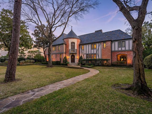House with terrace