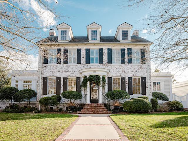 House with terrace
