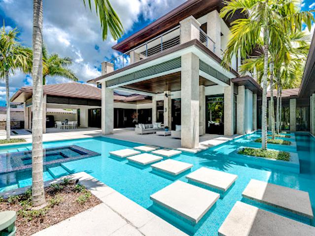 House with terrace