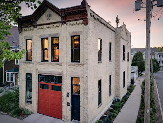 House with terrace