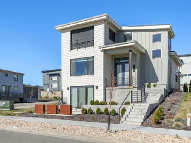 House with terrace