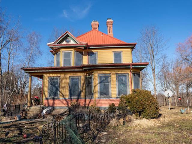 House with terrace