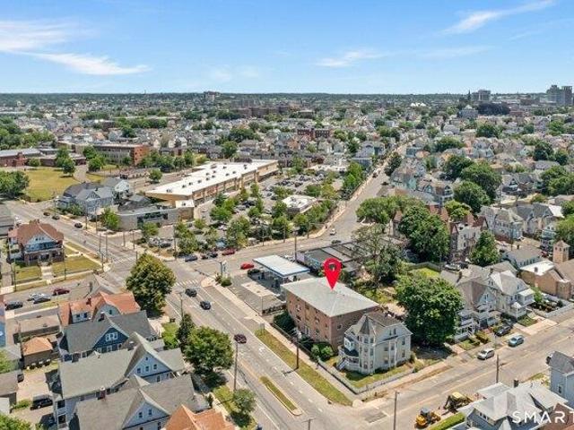 house with 14 bedroom, Bridgeport CT ES105122543