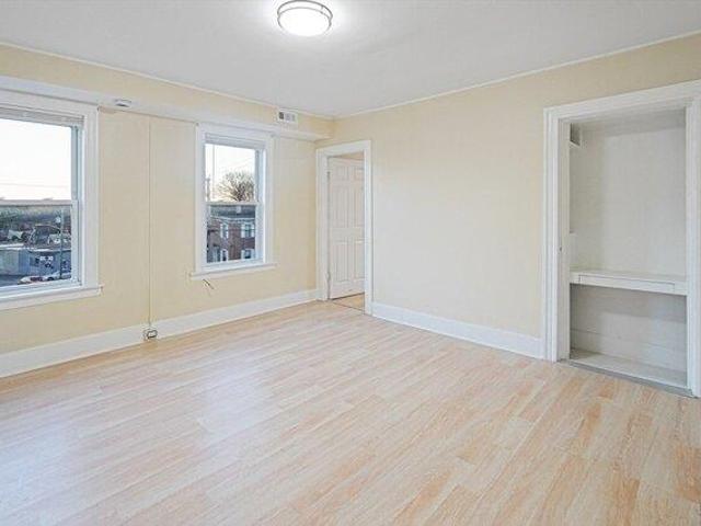 house with 14 bedroom, Fitchburg MA ES104994816