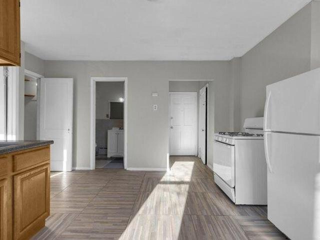 house with 14 bedroom, Hartford CT ES104761451