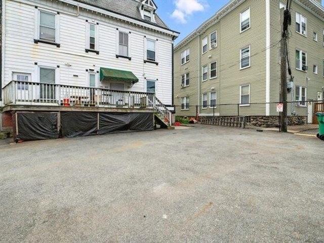 house with 14 bedroom, Lynn MA ES105082933