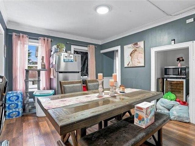 house with 14 bedroom, Providence RI ES105173825