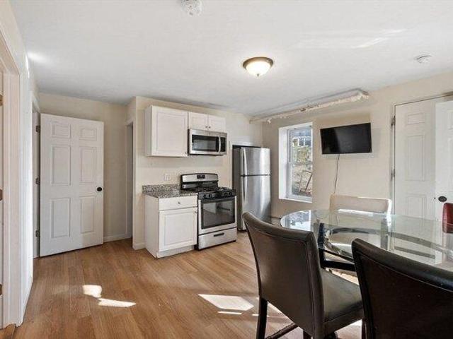 house with 14 bedroom, Worcester MA DS103444601