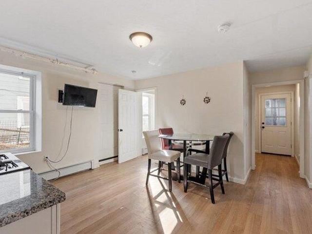 house with 14 bedroom, Worcester MA ES103019937