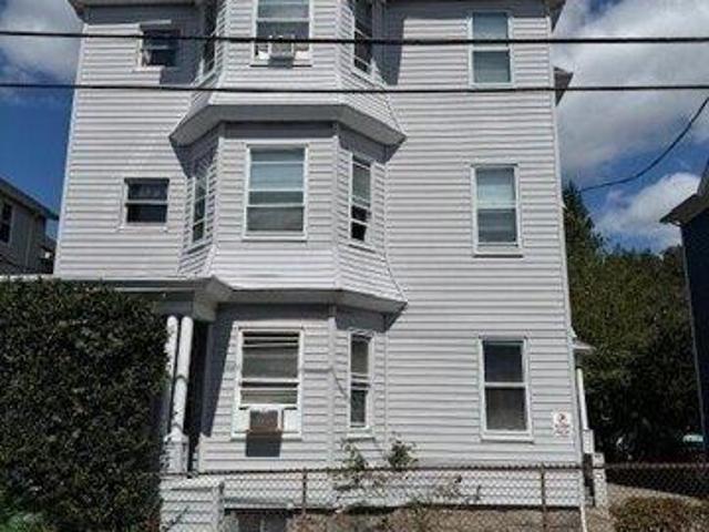 house with 15 bedroom, Fall River MA DS102120885