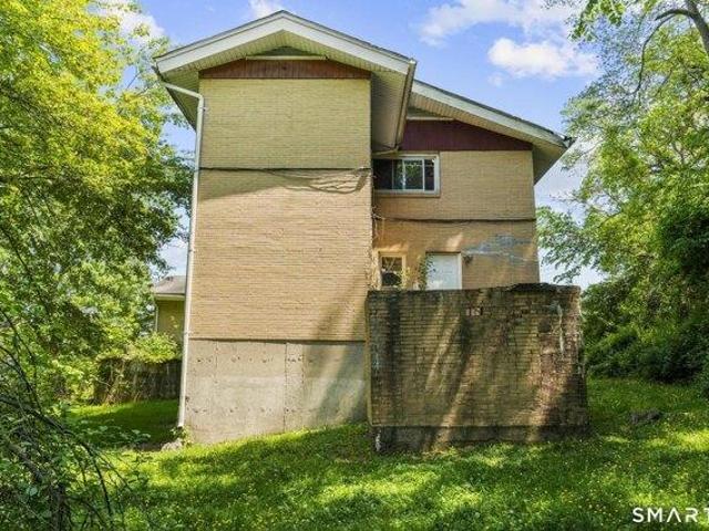 house with 15 bedroom, Hartford CT ES105124521
